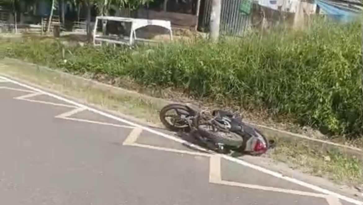 Dua Pemotor Terkapar di Jalur Trans Sulawesi, Satu Alami Luka Robek ...